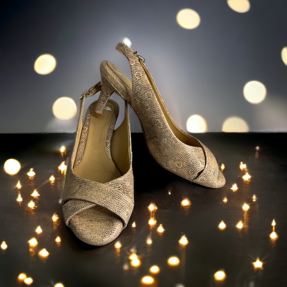 Nurture by Lamaze | Shoes | Nurture Leather Snake Print Sparkle Size M ...